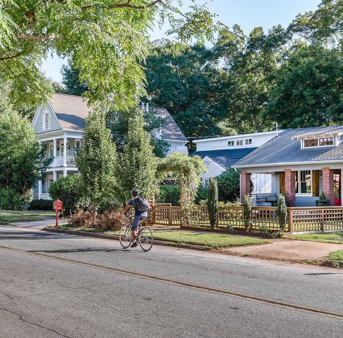 Residential Title Services in CO, FL, IL & MO | Title Resources Inc.